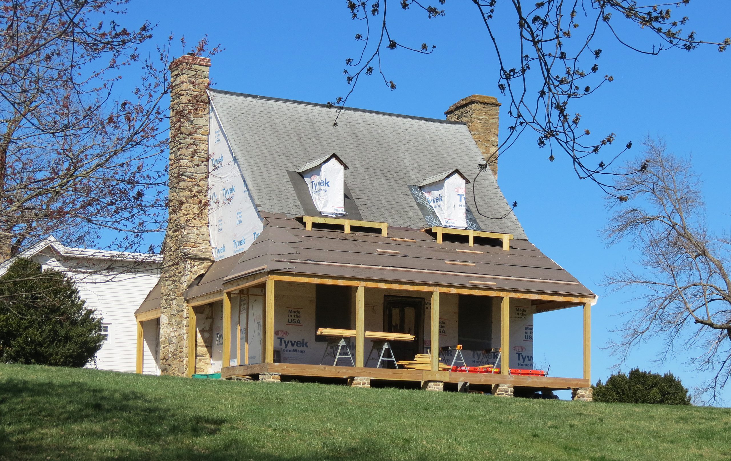 [Ýéw H~íll – D~HR]